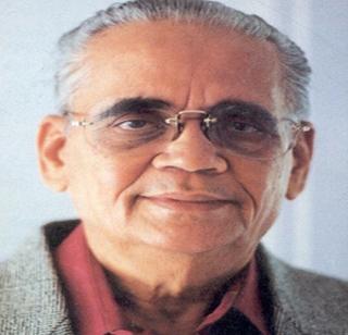 विख्यात कवी वसंत बापट यांचा जन्मदिवस - Marathi News | Birthday of ...