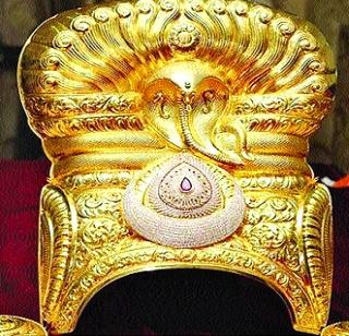 The Golden Crown Of Goddess Bhadrakali Devi | भद्रकाली देवीला सोन्याचा ...