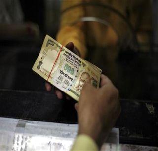 60 Lakh Account Holders Deposited Rs 7 Lakh Crore In Bank Accounts ...