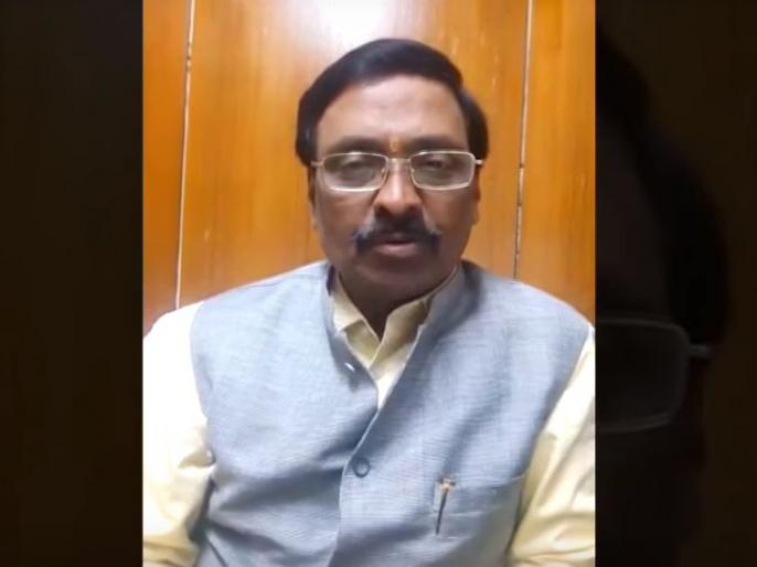 मुख्यमंत्र्यांवर हक्कभंग आणणार : विनायक राऊत - Marathi News | Deducting ...