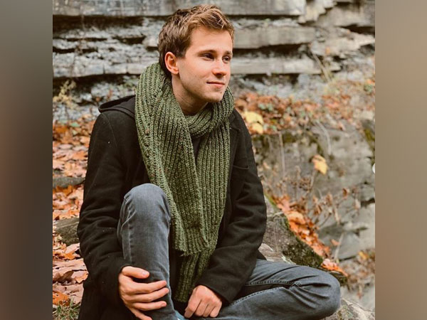 Nicholas Podany cast to play Mojo Jojo in 'Powerpuff Girls' live-action ...