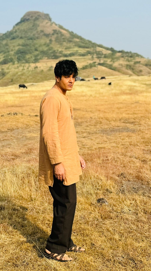 Aniruddh Dave got familiar with 'lingo for 10-15 days' for 'Chandu ...