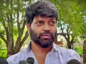 Fan murder case: 'He hardly spoke', says actor Vinod after meeting ...