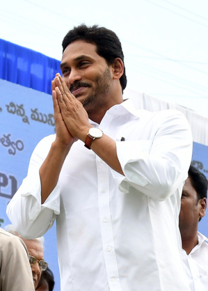Jagan Mohan Reddy cancels Tirupati visit amid demand for declaration of faith - www.lokmattimes.com