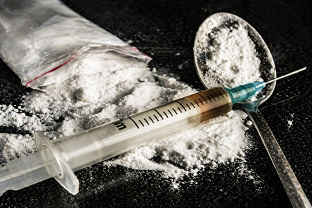 NCB seizes drugs from advocate in Chandigarh - www.lokmattimes.com