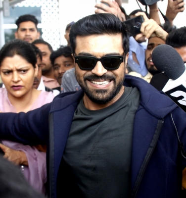 On his first post-Oscars appearance, Ram Charan receives rousing ...