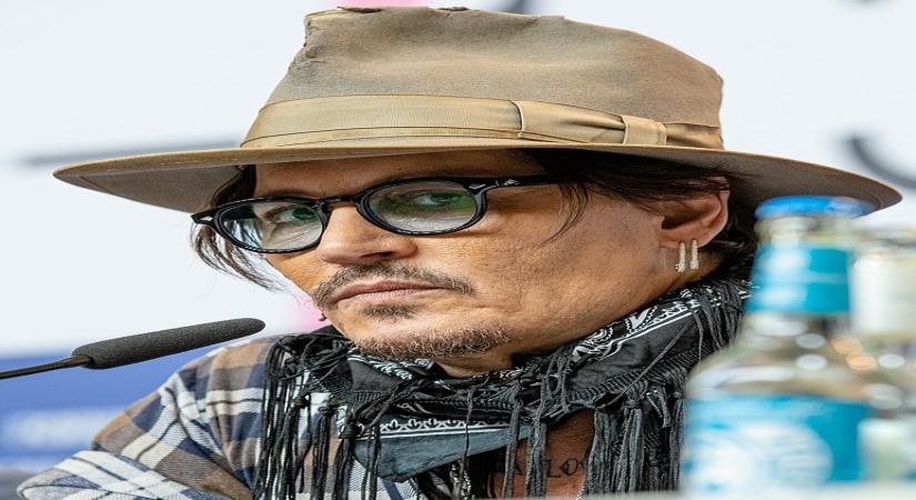 Johnny Depp’s hard rock supergroup Hollywood Vampires rocks out in US ...