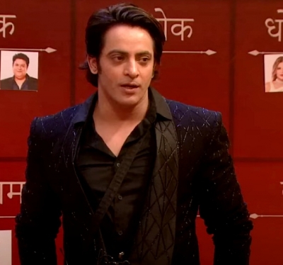 'BB 16': Shiv's team issues statement in response to Gunjan's ...