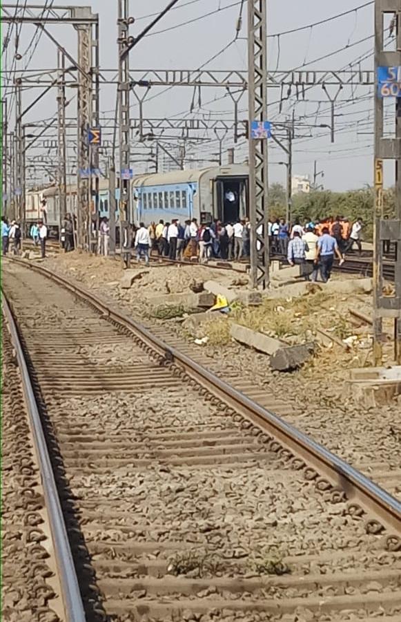 Protester miraculously survives after train runs over him at Bihta ...