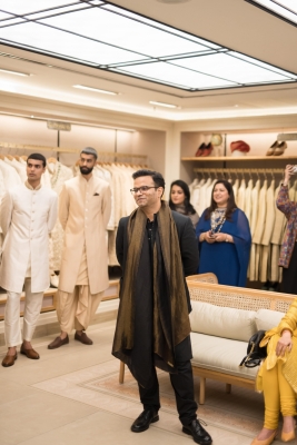 TASVA's flagship store opens in New Delhi - www.lokmattimes.com