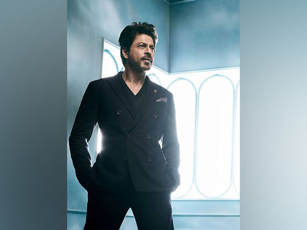 SRK becomes only Indian actor to feature in Empire Magazine's list of ...