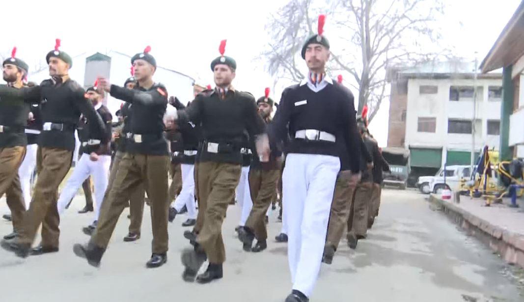NCC, Naval cadets gearing up for Republic Day Parade - www.lokmattimes.com
