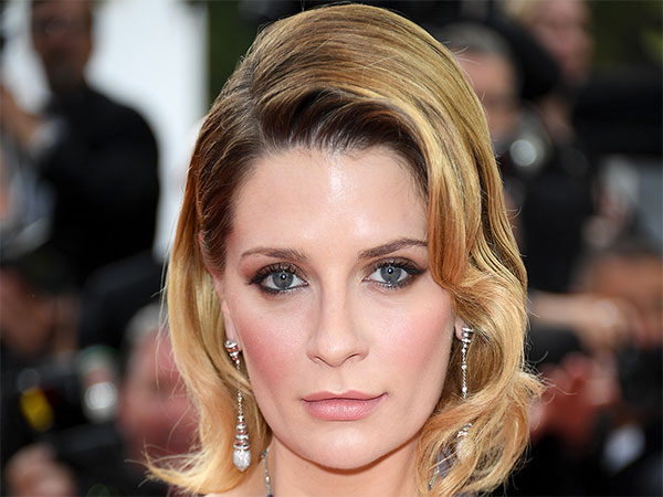 Mischa Barton to star in 'Neighbours' new season - www.lokmattimes.com