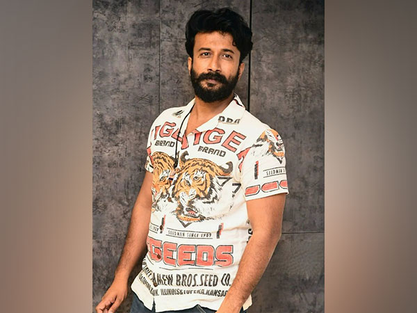 Satya Dev shares first look of his next titled 'Garuda: Chapter 1 - www ...