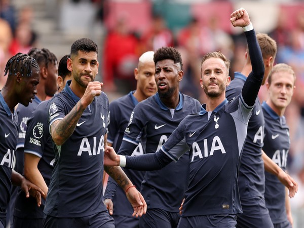 Tottenham kick off Ange Postecoglou era with 2-2 draw away at Brentford ...