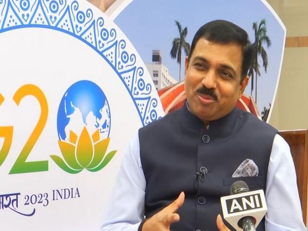 India to highlight its democratic traditions, street food, artistic ...