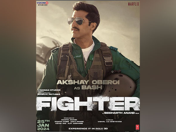 'Fighter' new poster: Meet Akshay Oberoi as Squadron Leader Basheer ...