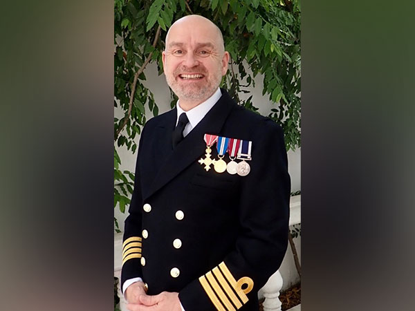UK Royal Navy's adviser Capt Ian Lynn bids farewell, Colonel Westlake ...
