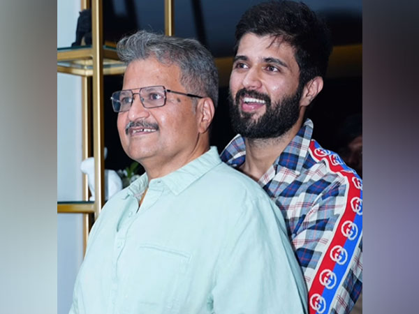 Vijay Deverakonda shares heartwarming post for his father, calls him ...