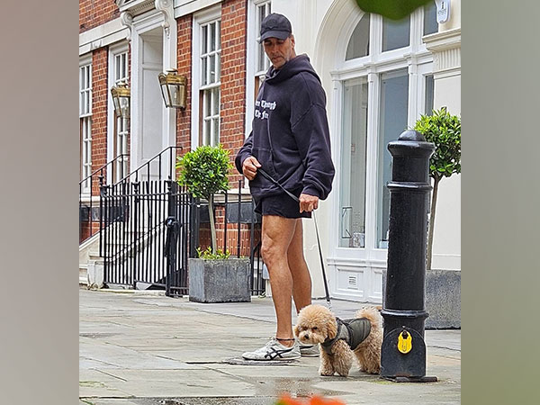 Check out Akshay Kumar's 'Today's Agenda' with his dog - www ...