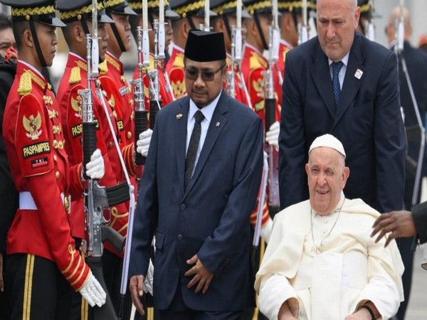 Pope Francis arrives in Indonesia, kickstarting longest tour of papacy ...