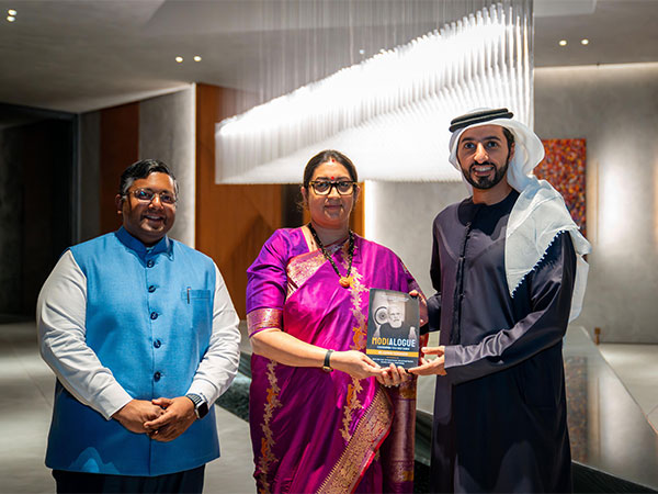 UAE: Smriti Irani joins India-UAE Economic Dialogue hosted by Sheikh ...