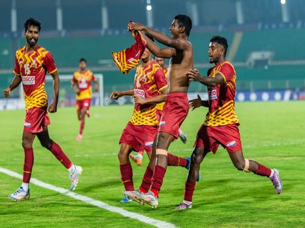 Robi Hansda's strike brings Santosh Trophy back to Bengal after seven ...