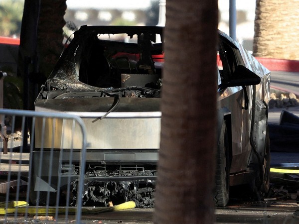 Driver in Tesla explosion in Las Vegas was US Soldier - www.lokmattimes.com