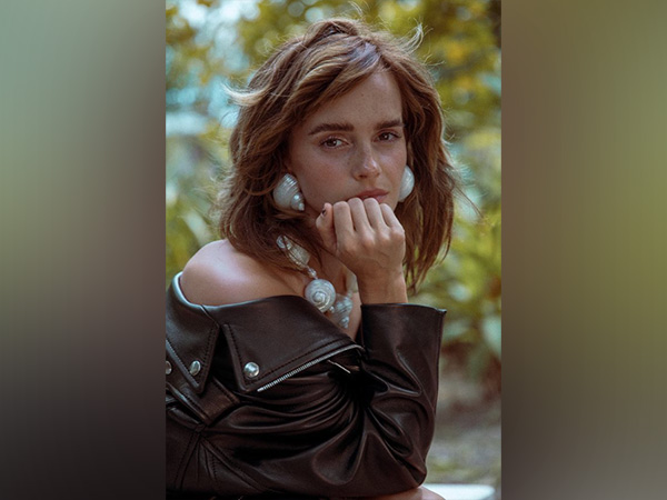 Emma Watson competes in Oxford rowing team - www.lokmattimes.com