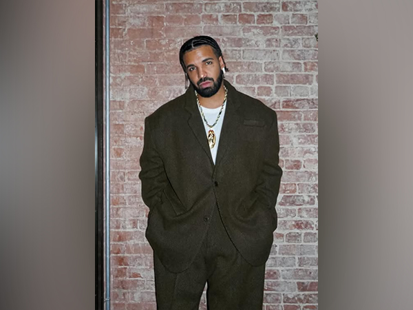 Drake drops surprise track 'What Did I Miss? In wild livestream, throws ...