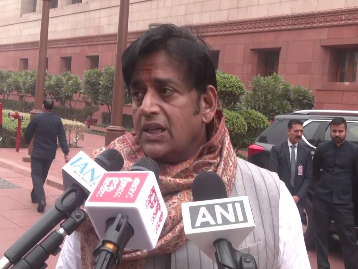 BJP Lok Sabha MP Ravi Kishan mourns demise of 'Baramati ka Raja' Ajit ...