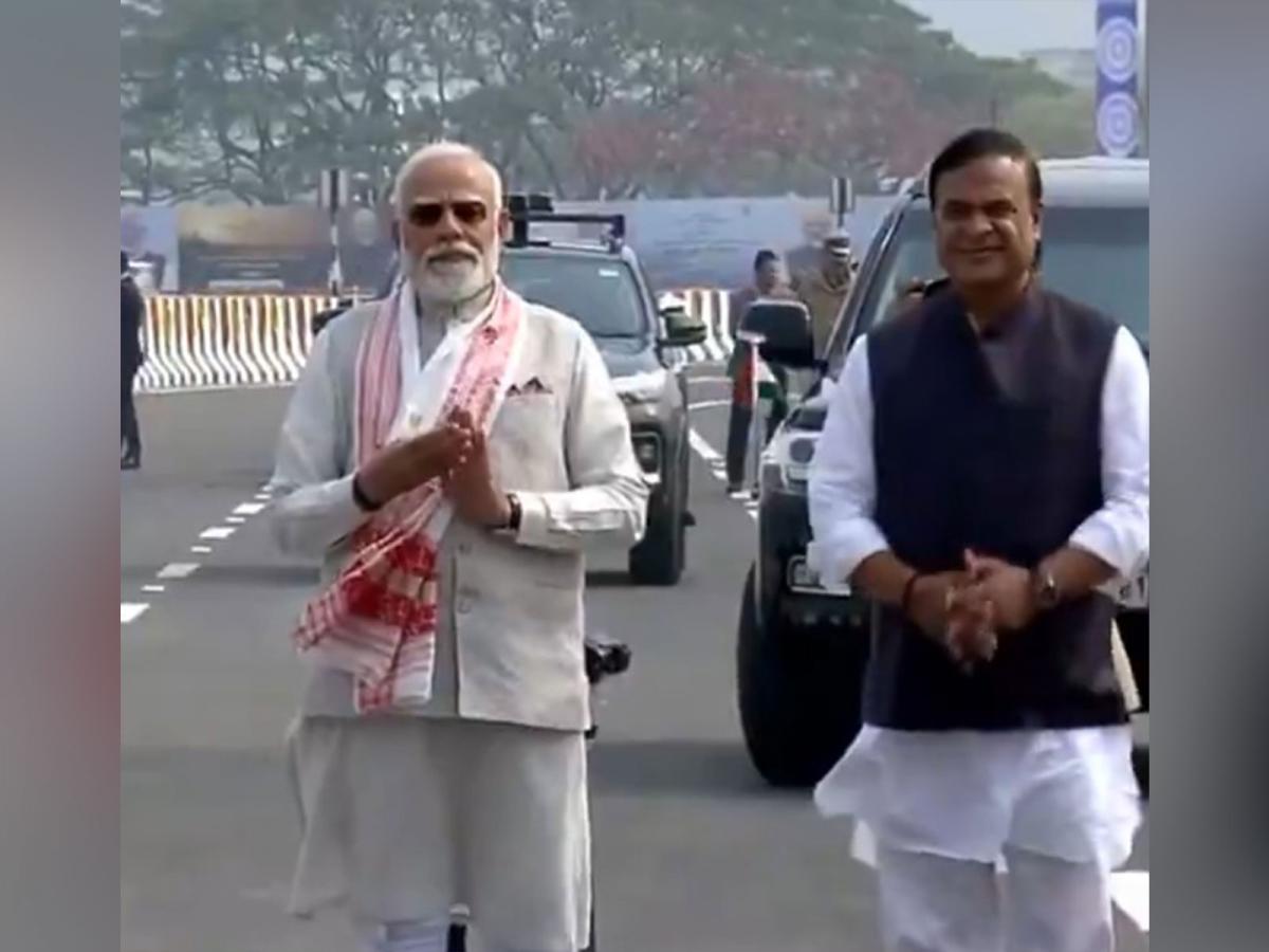 PM Modi inaugurates Kumar Bhaskar Varma Setu across Brahmaputra River ...