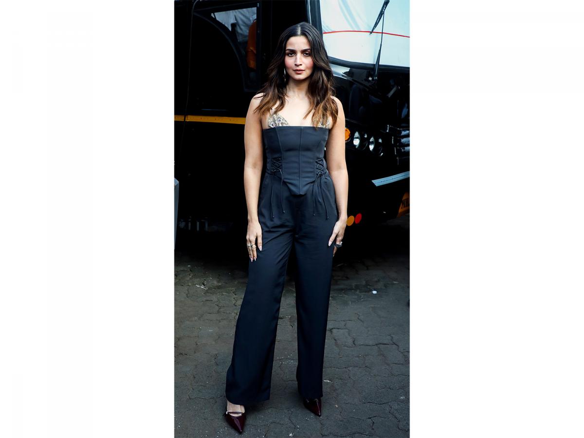 Alia Bhatt to take stage as presenter at BAFTA 2026 alongside Cillian ...