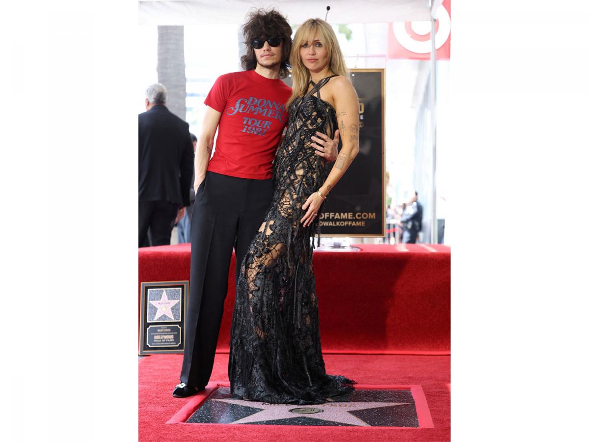 Did Miley Cyrus secretly marry Maxx Morando? Tish Cyrus fuels ...
