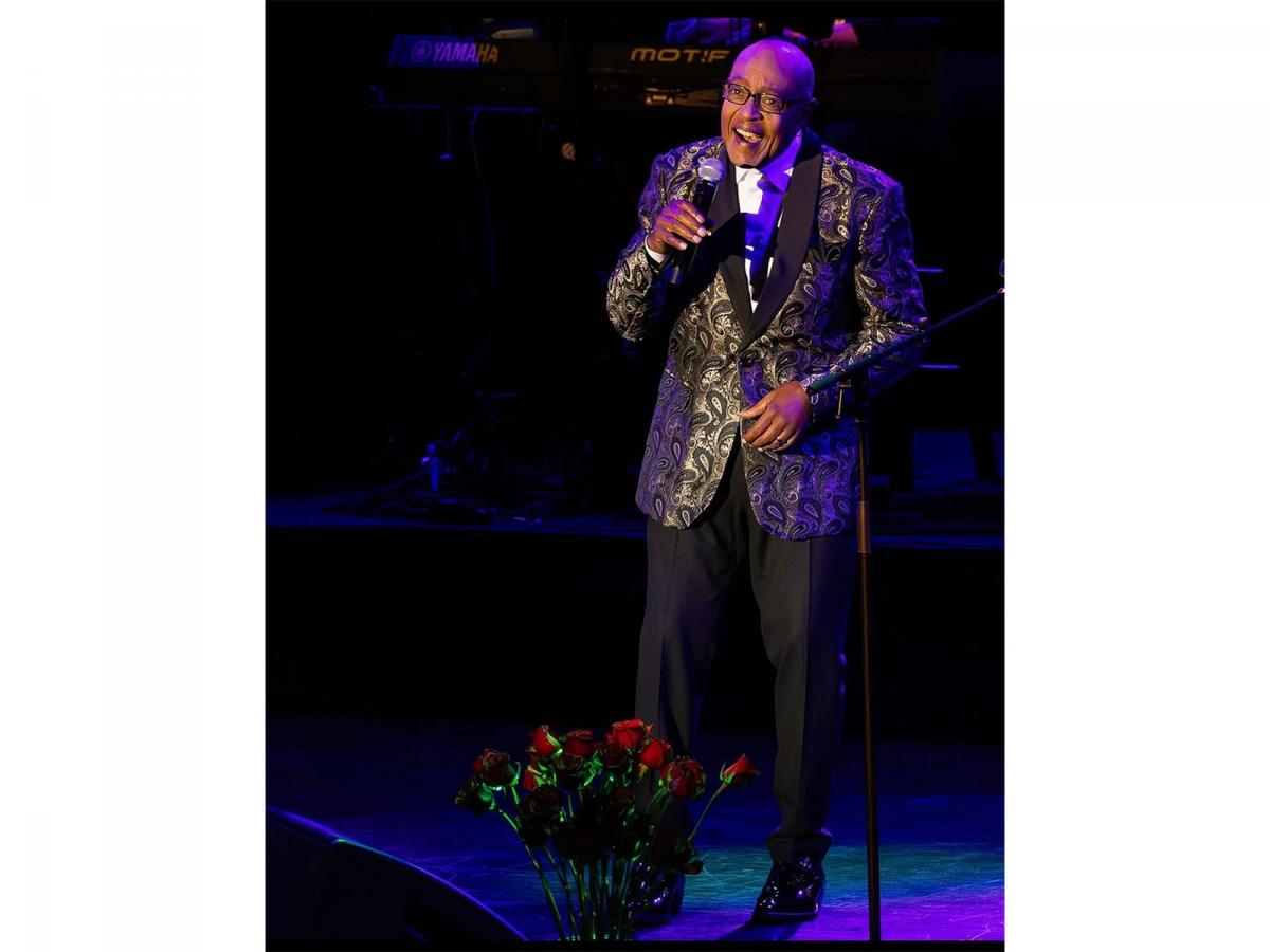 R&B singer Peabo Bryson known for 'Beauty and the Beast', 'Whole New ...