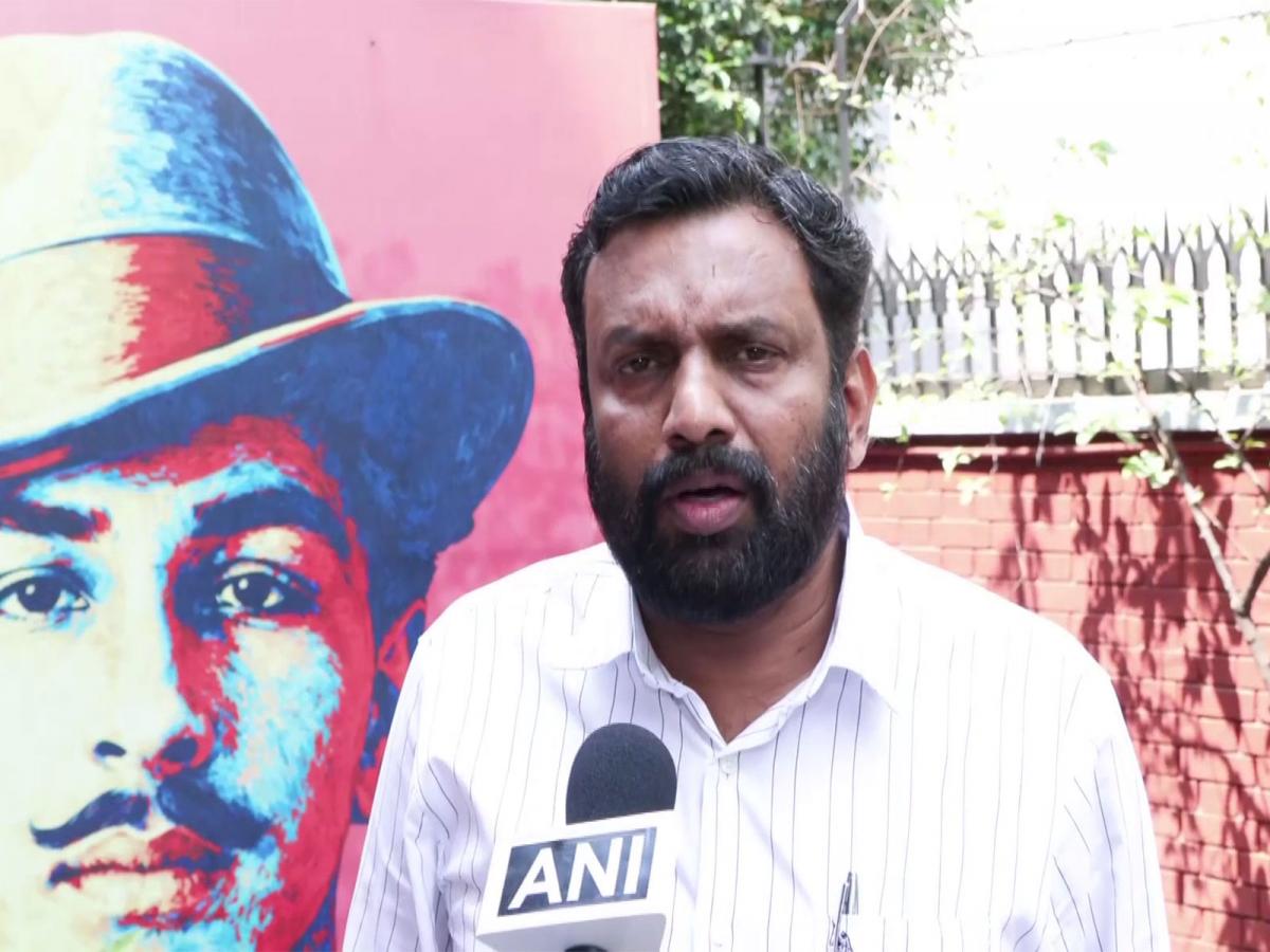 'Karnataka govt failed on all fronts,' says CPI MP Sandosh Kumar ahead ...