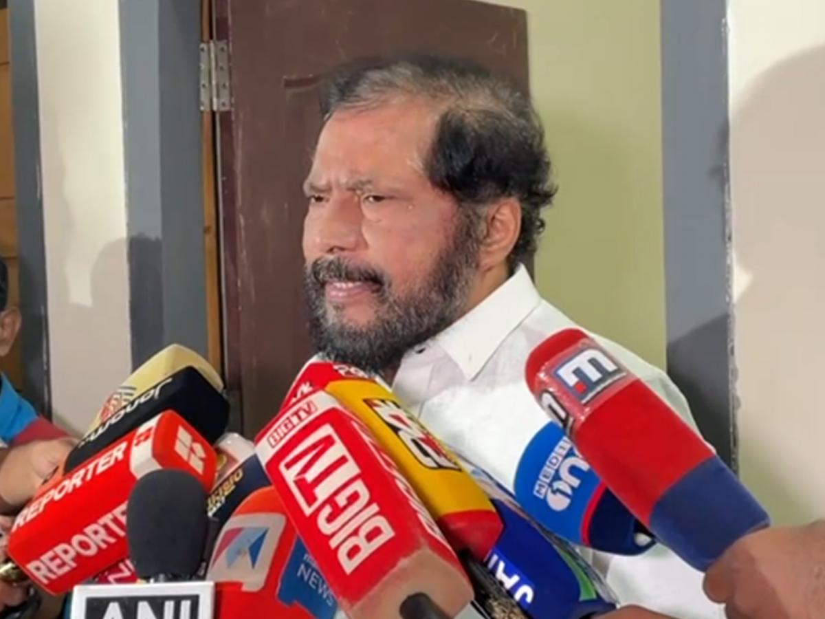 CPI(M)'s Raju Abraham calls CBI 'caged parrot' after Kerala govt hands ...