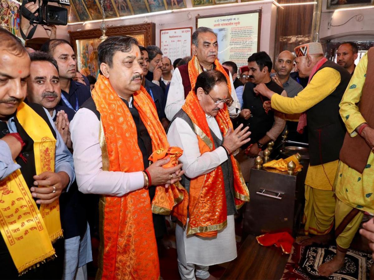 JP Nadda offers prayers at Jakhu temple and Tara Devi temple during ...