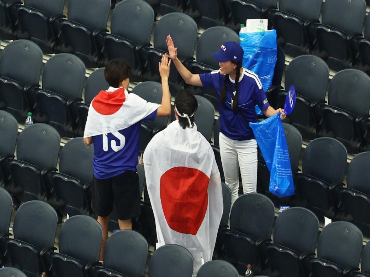 FIFA World Cup: Japan fans win hearts again by cleaning Dallas Stadium ...