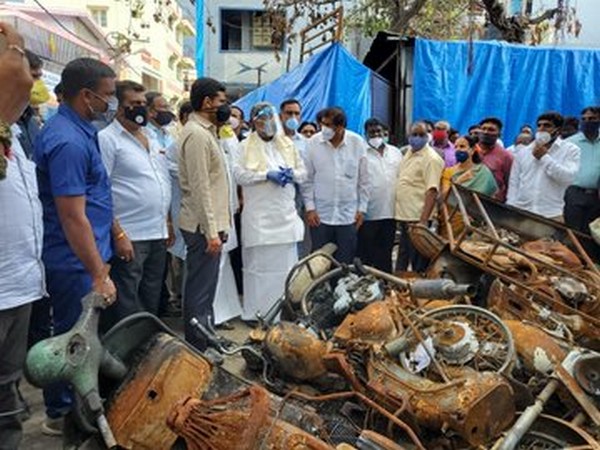 Bengaluru violence: Siddaramaiah visits DJ Halli, KG Halli - www ...