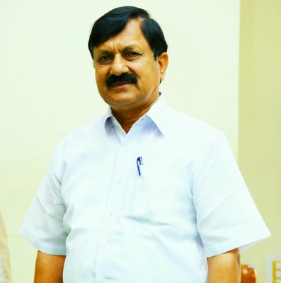 'Free Palestine' flex near Dargah: Former Karnataka Home Minister seeks ...