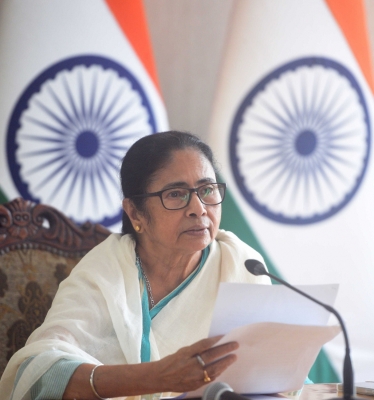 Mamata's decision to postpone north Bengal visit attracts opposition ...
