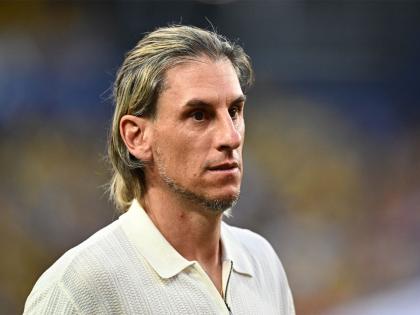Ecuador coach Beccacece says missed chances cost them in World Cup ...