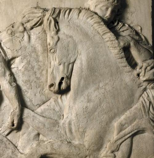 Greece-UK dispute erupts over Parthenon sculptures - www.lokmattimes.com