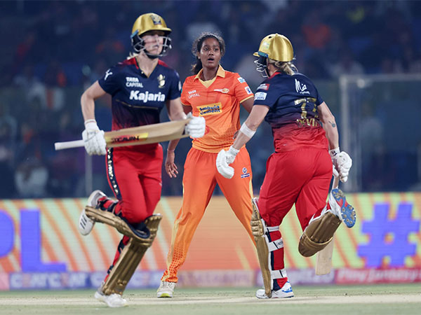 Shabnam Shakil reflects on bowling to Ellyse Perry, Sophie Devine on ...