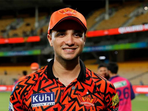 "Yuvi Paji said I can be a better bowler than him": SRH's Abhishek ...