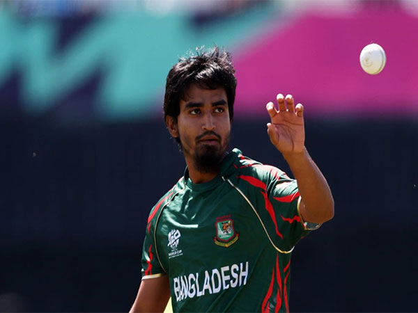 Tanzim Hasan Sakib Rishad Hossain Equal Record Of Taking Most Wickets For Bangladesh In Single