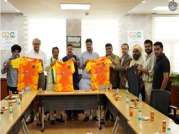 West Delhi Lions unveil jersey for Delhi Premier League on Independence ...