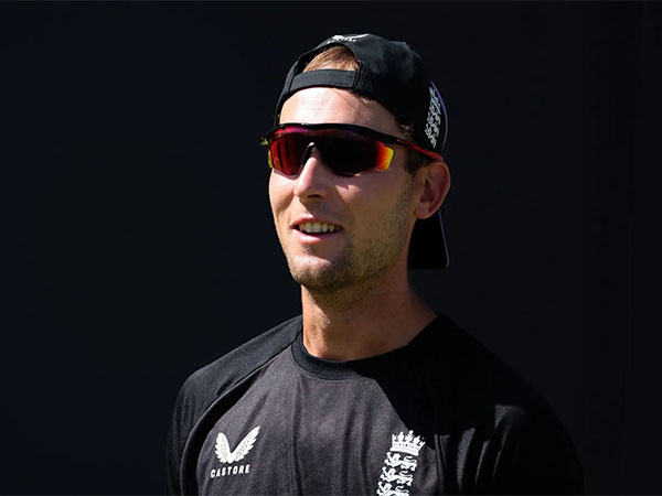Broken hand rules left-arm spinner Tom Hartley out of England Lions ...