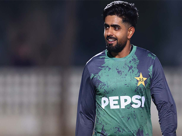 Basit Ali gives technical advice to Babar Azam; predicts "best batter ...